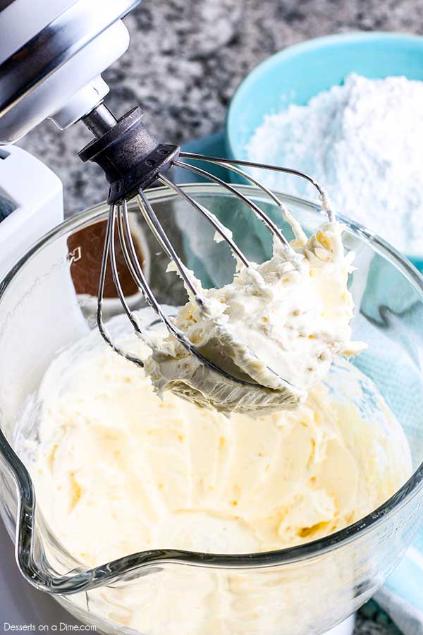Cream Cheese Frosting Recipe - Only 4 ingredients
