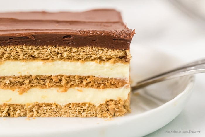Eclair cake - No Bake Chocolate Eclair Cake Recipe