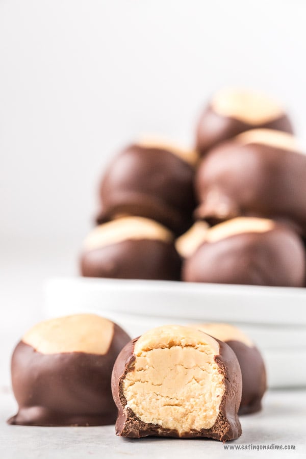Easy Buckeye balls recipe - The Best peanut butter balls recipe
