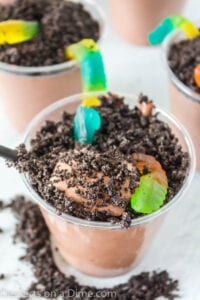 Easy dirt cups recipe (& VIDEO!) - easy dirt pudding cups recipe