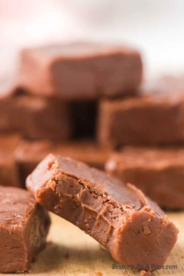 Homemade Chocolate Fudge - Only 3 Ingredients