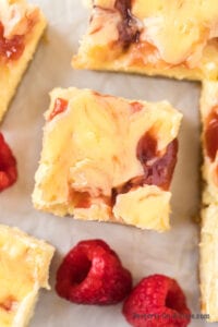 Raspberry cheesecake bars - Easy Raspberry Cheesecake Bar recipe