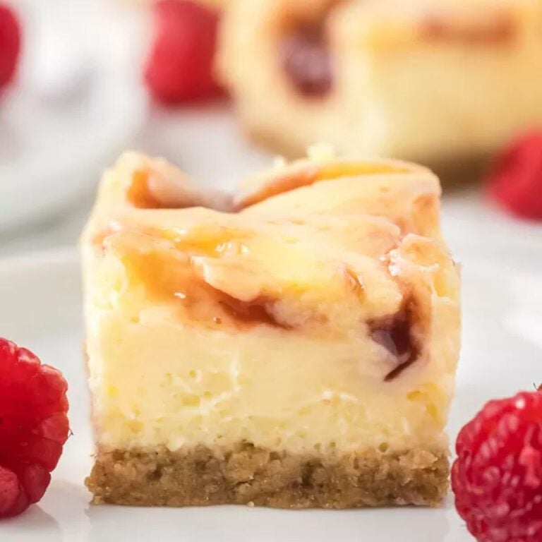 Raspberry Cheesecake Bars - Desserts on a Dime