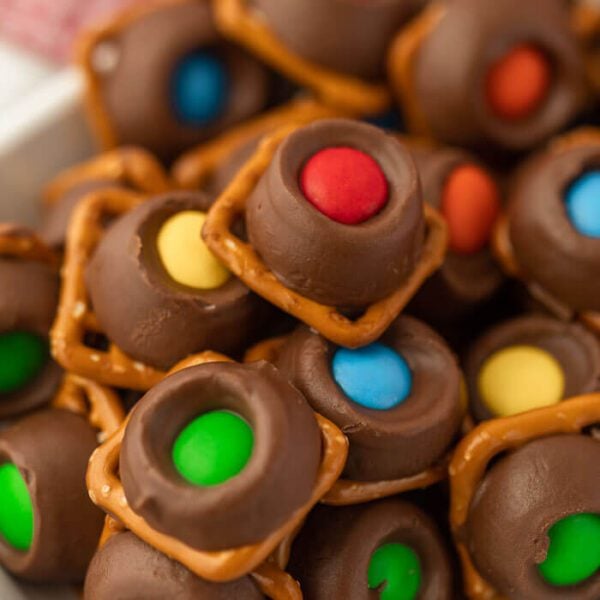 Rolo Pretzel Bites, Easy and Delicious