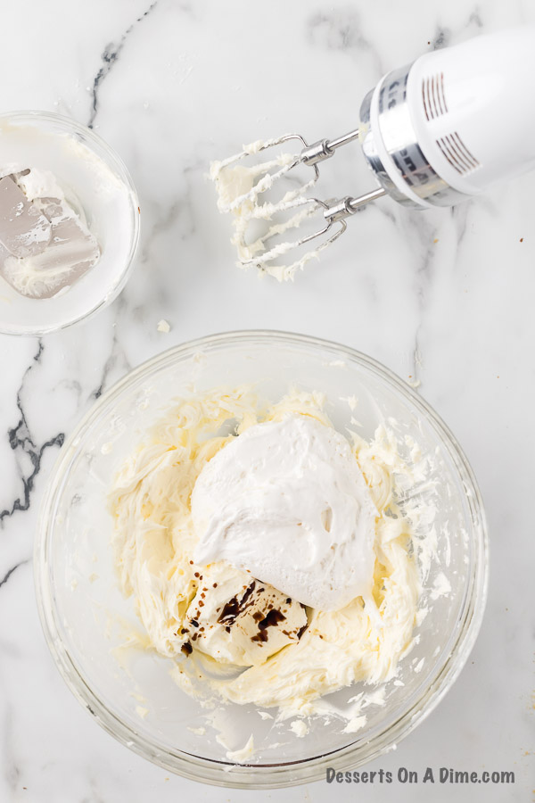 Marshmallow Frosting Recipe - Desserts on a Dime