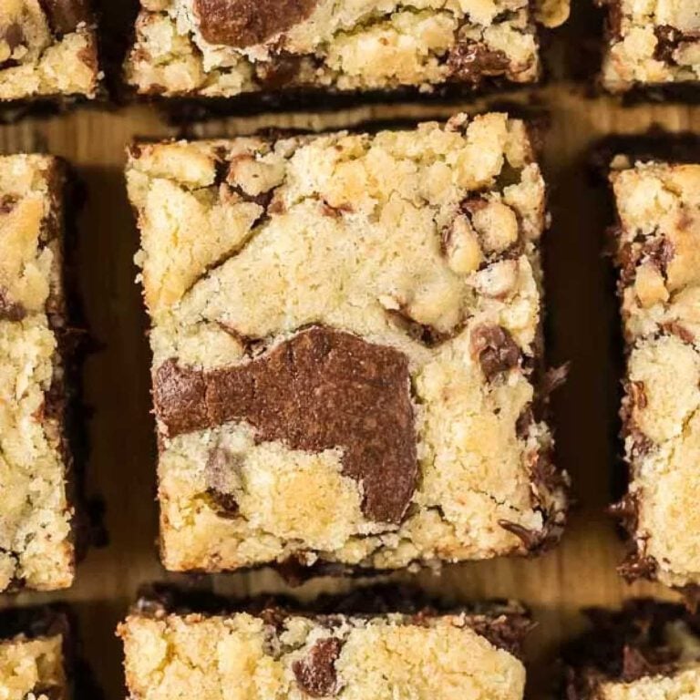 Brookie Recipe (& VIDEO) - Desserts on a Dime