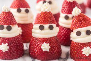 Strawberry Santas - Easy Strawberry Santas