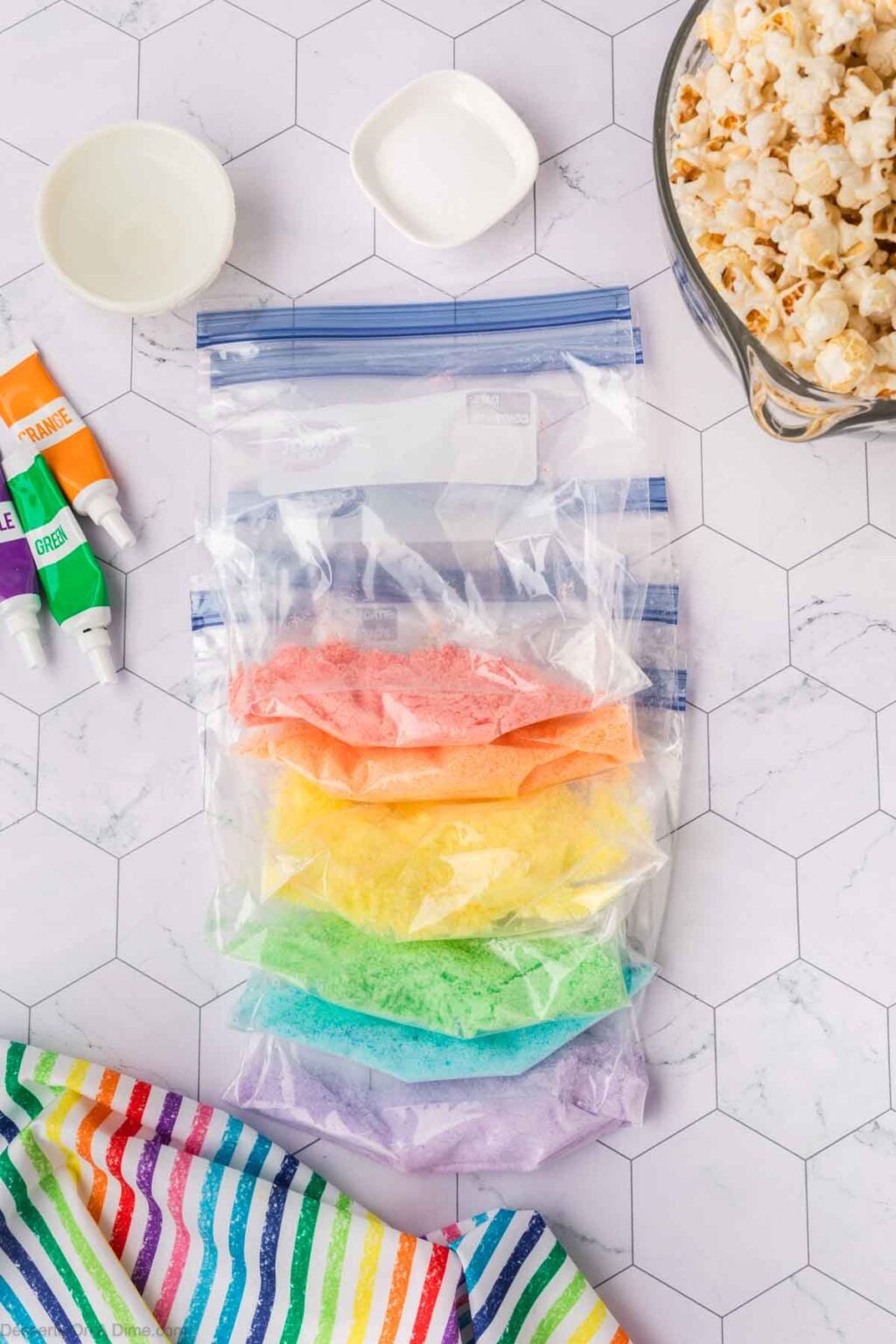 Rainbow Popcorn - Desserts on a Dime