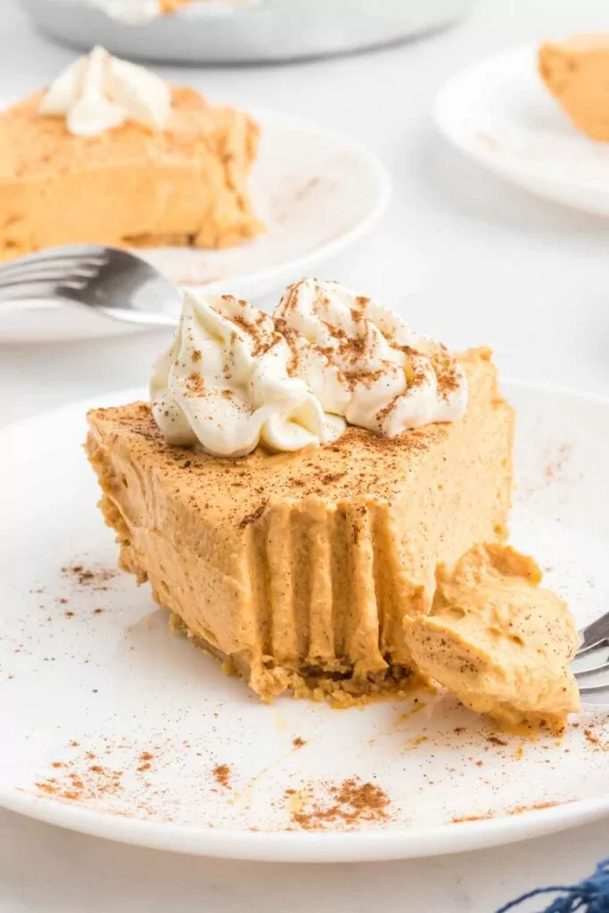 No Bake Pumpkin Pie (& VIDEO!) - Easy No Bake Recipe