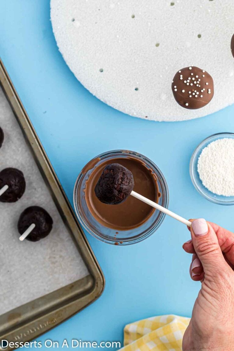Brownie Cake Pops - Desserts on a Dime