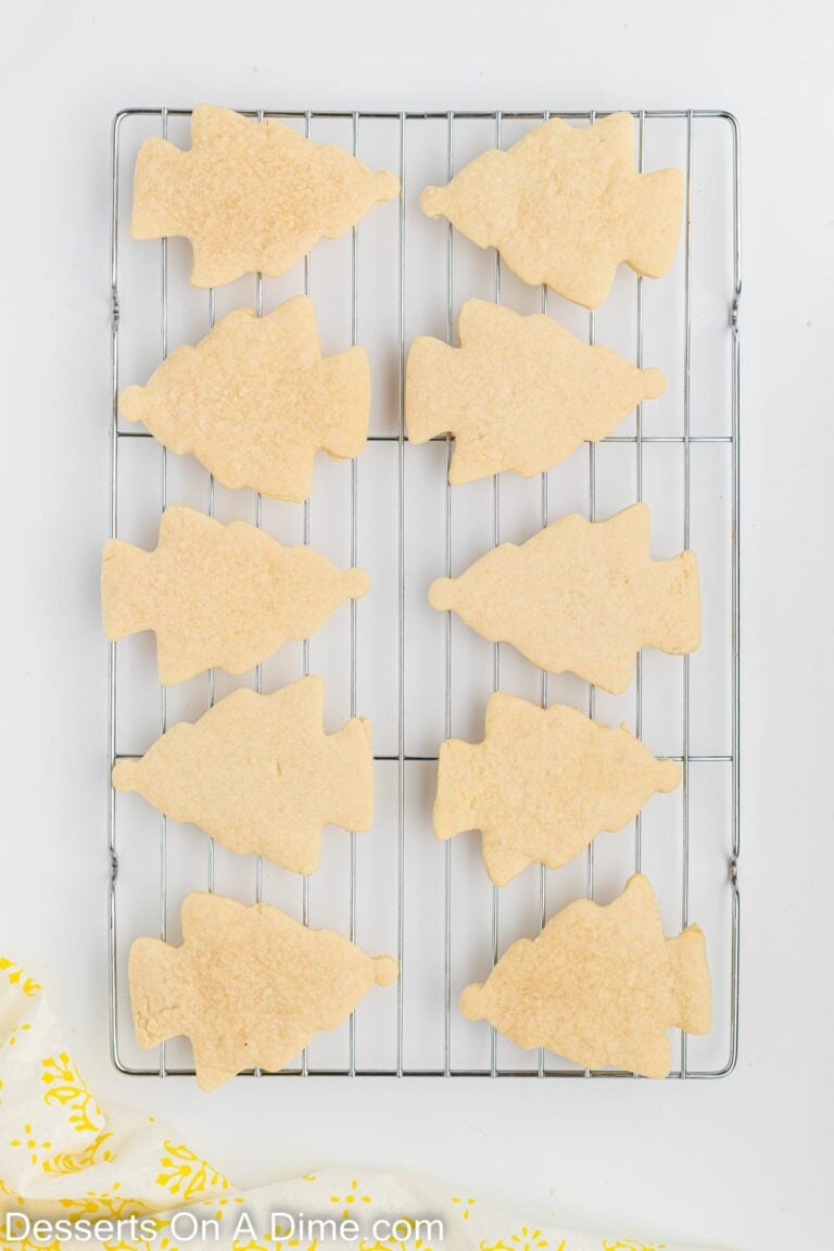 Christmas Tree Sugar Cookies - Desserts on a Dime