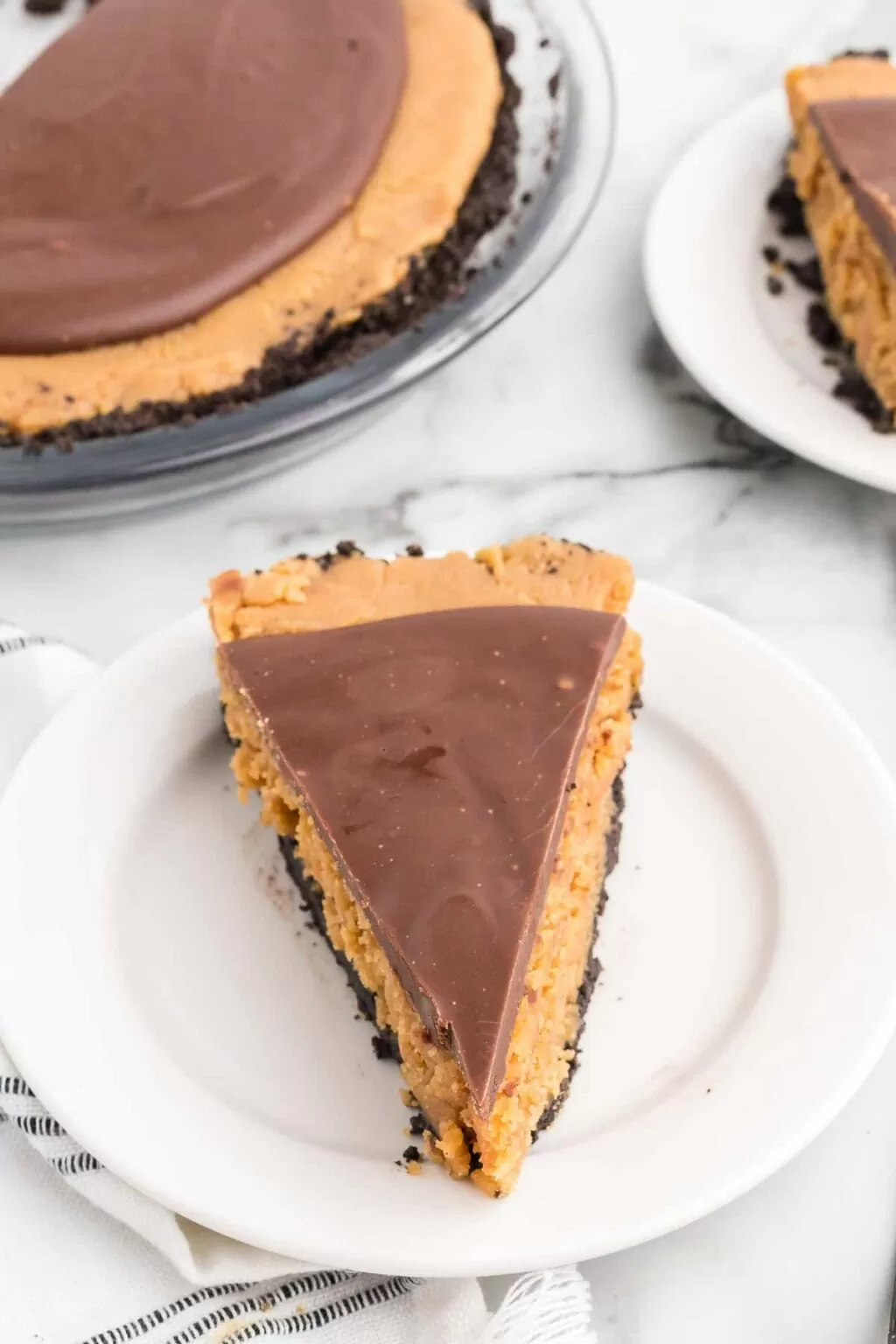 Buckeye Pie - No Bake Buckeye Pie Recipe