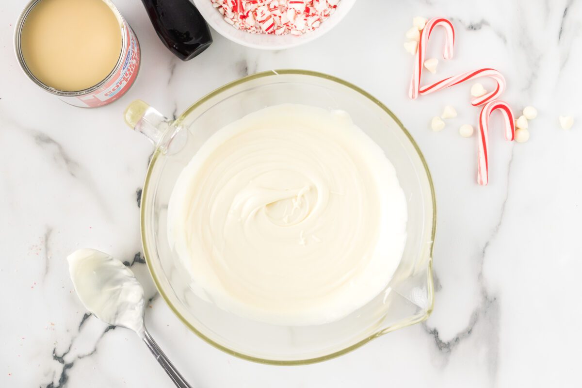 4 easy ingredients for peppermint fudge recipe