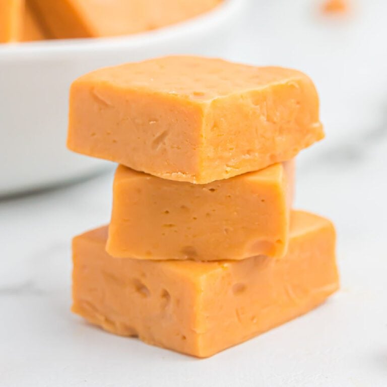 Christmas Fudge Recipes - 53 Fudge Recipes for Christmas