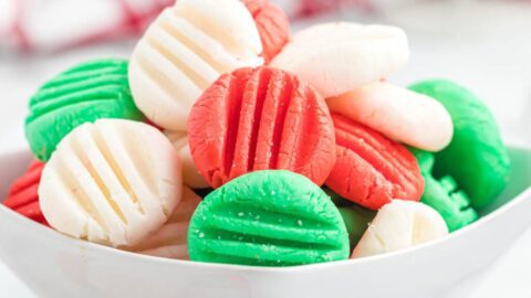 Easy Christmas Mints - Christmas Peppermint Patties