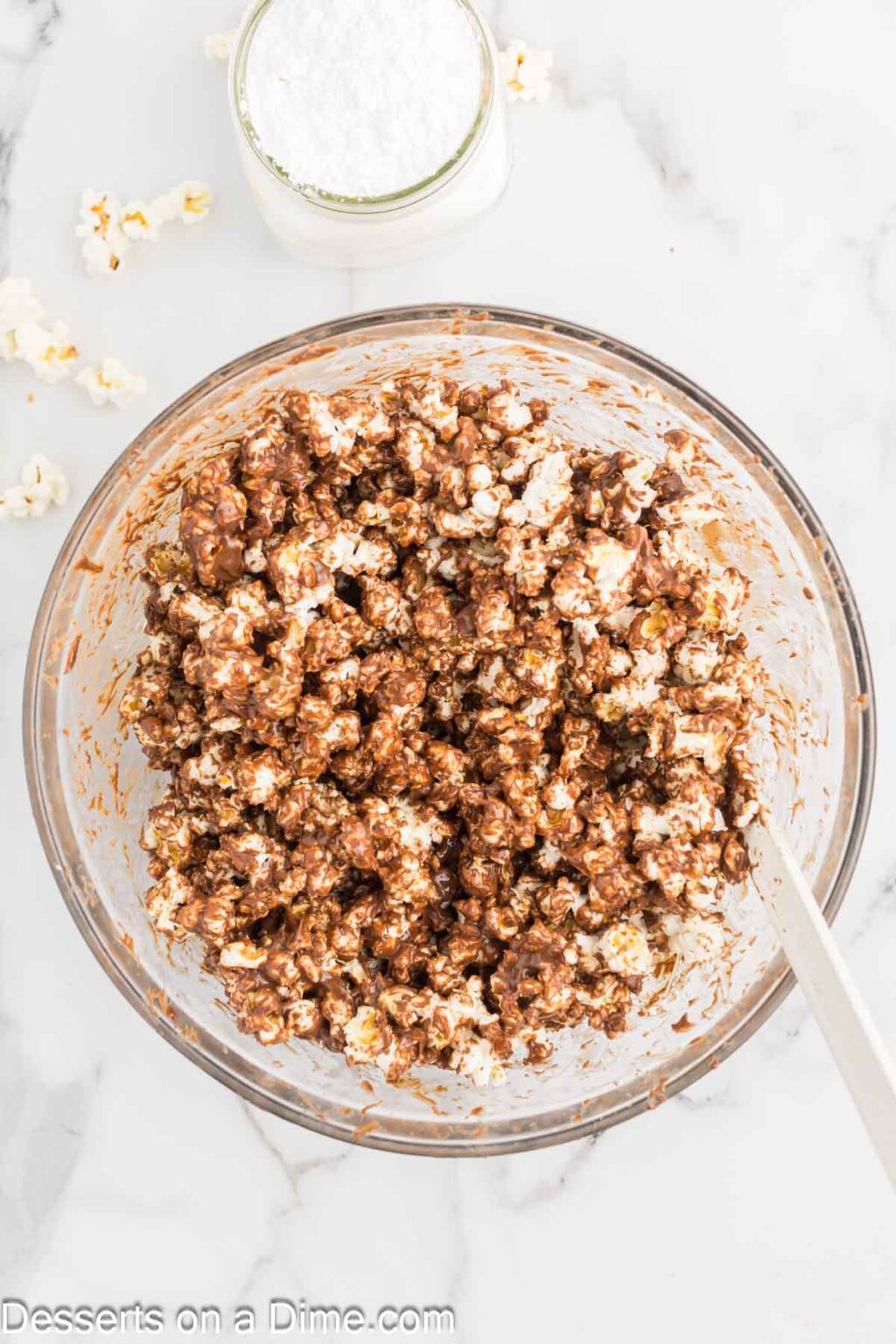 Puppy Chow Popcorn - Desserts on a Dime
