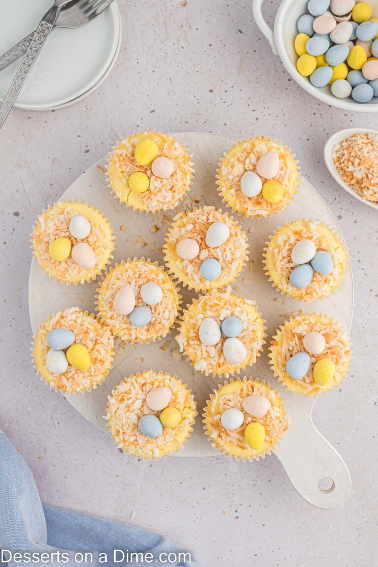 Mini Easter Cheesecakes - Desserts on a Dime