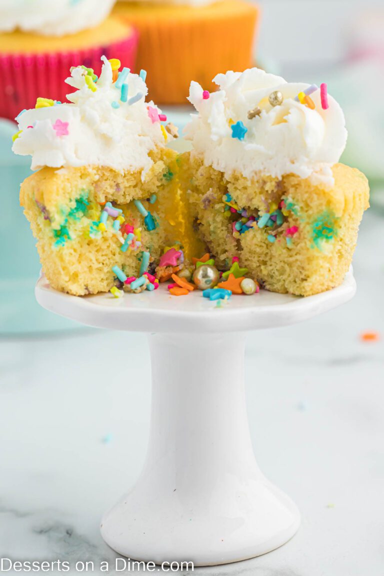 Piñata Cupcakes - Desserts On A Dime