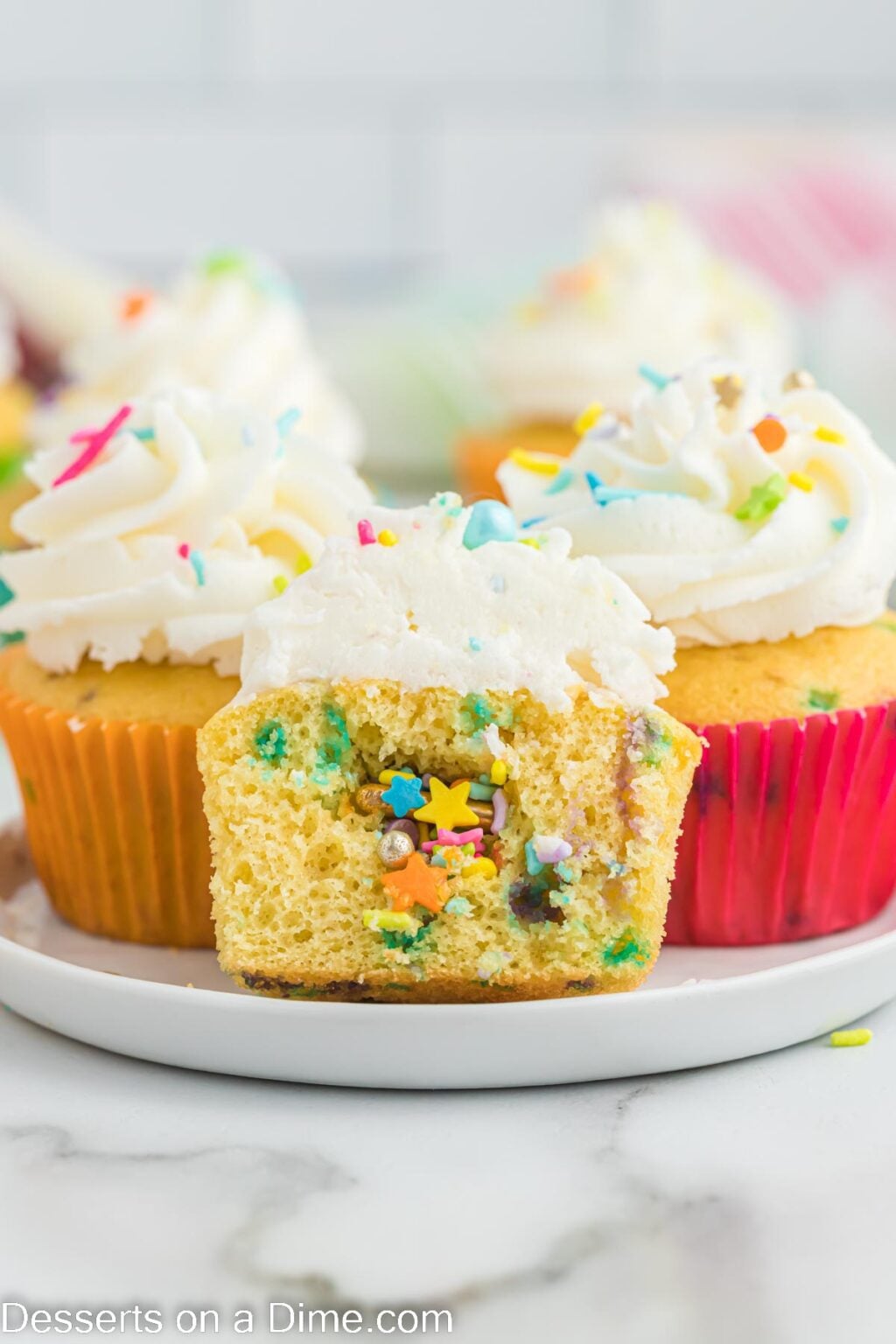 Pinata Cupcakes - Desserts on a Dime