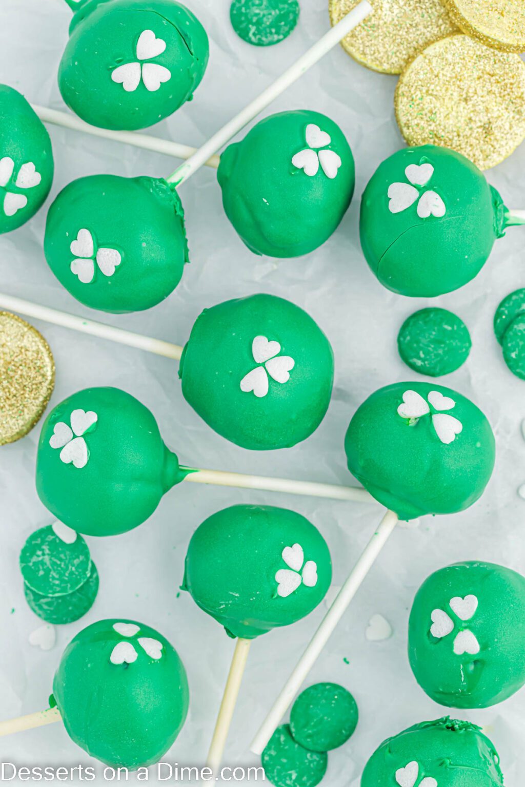 Shamrock Cake Pops Recipe - Desserts On A Dime