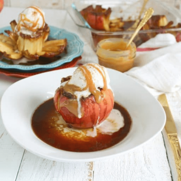 Easy Apple Desserts - Desserts on a Dime