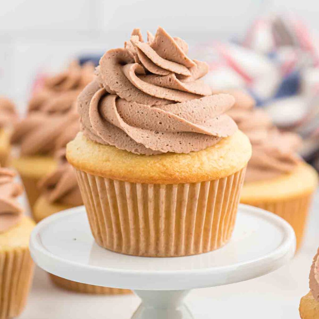 Nutella Frosting - Desserts on a Dime