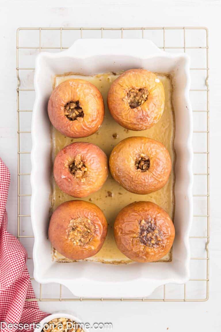 Baked Apples - Desserts on a Dime