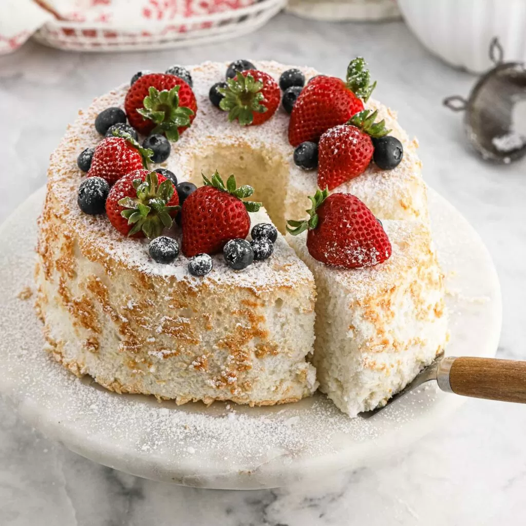 Angel Food Cake Desserts - Desserts on a Dime