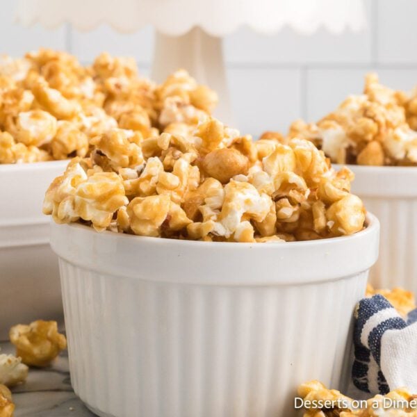 Butter Toffee Popcorn - Desserts on a Dime