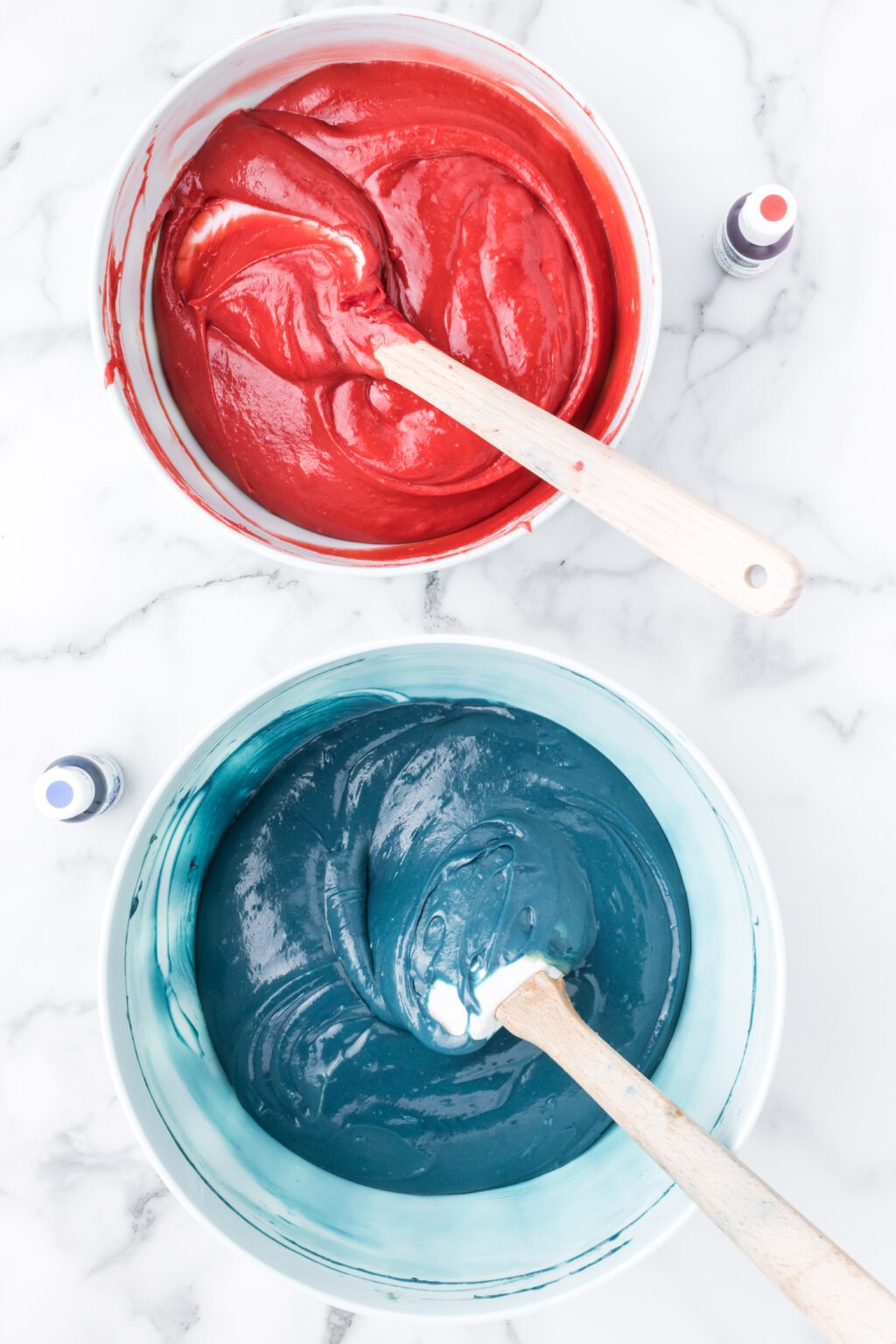 Patriotic Whoopie Pies - Desserts on a Dime