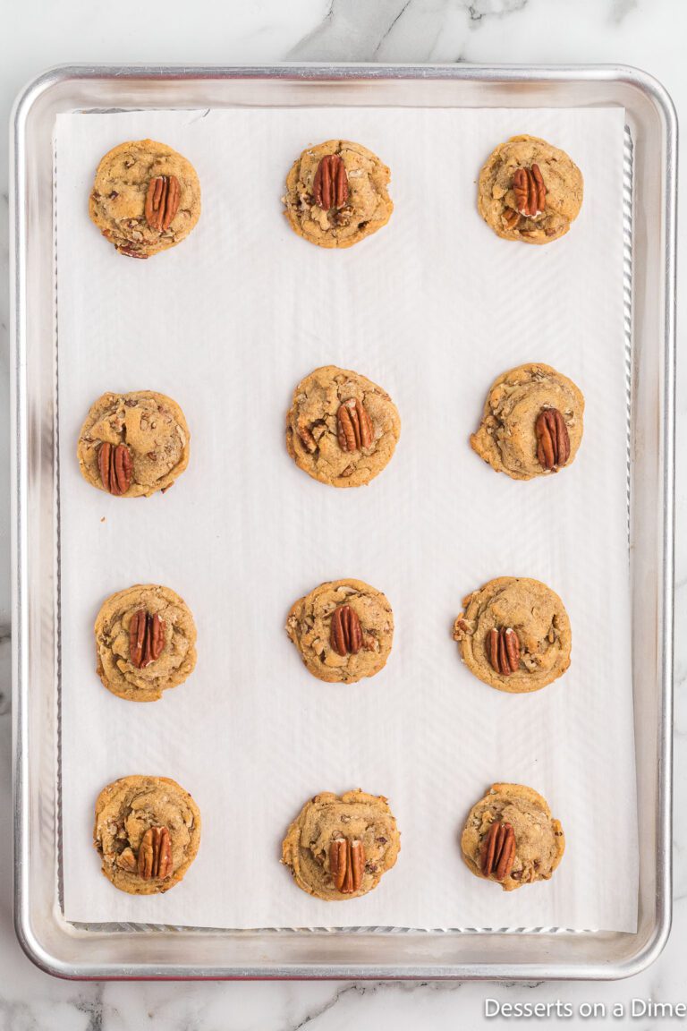 Butter Pecan Cookies - Desserts on a Dime