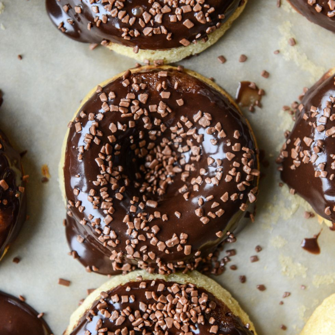Donut Recipes - Desserts on a Dime