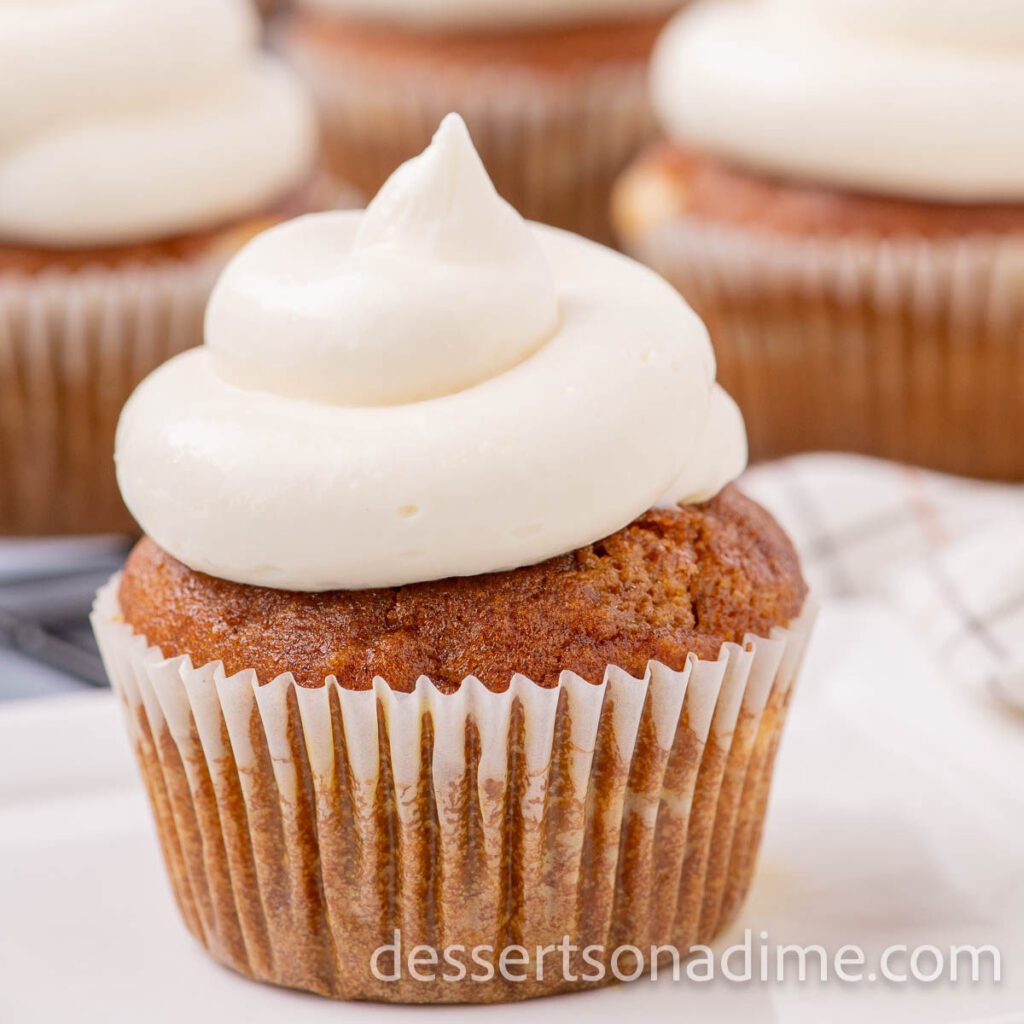 Pumpkin Cheesecake Cupcakes - Desserts on a Dime