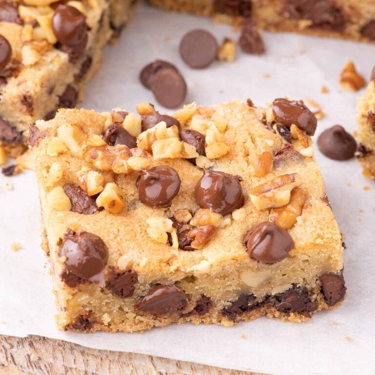 Toll House Chocolate Chip Cookie Bars - Desserts on a Dime