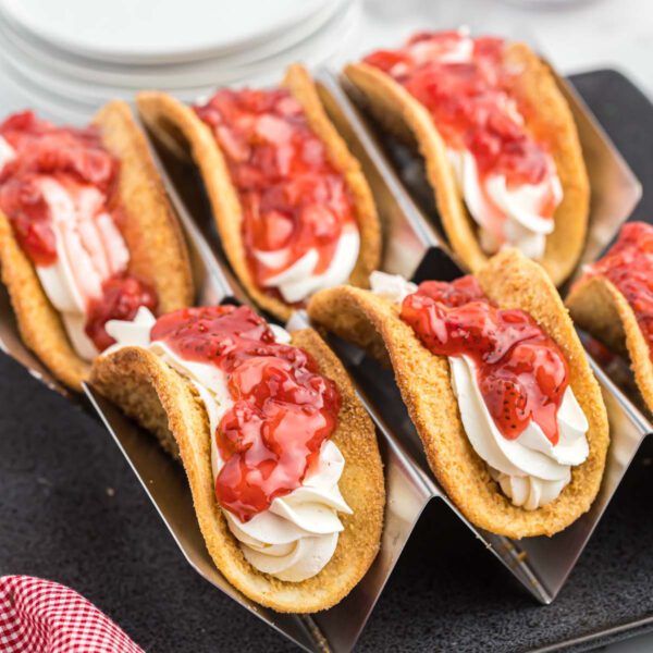 Cheesecake Tacos - Cheesecake Dessert Tacos
