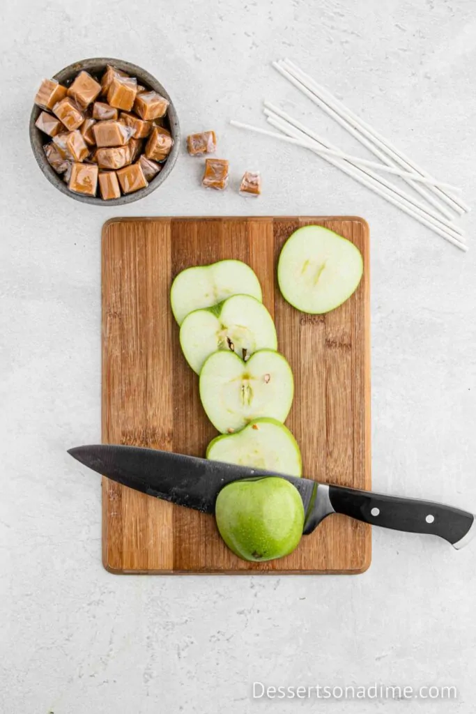 Caramel Apple Slices - Desserts on a Dime