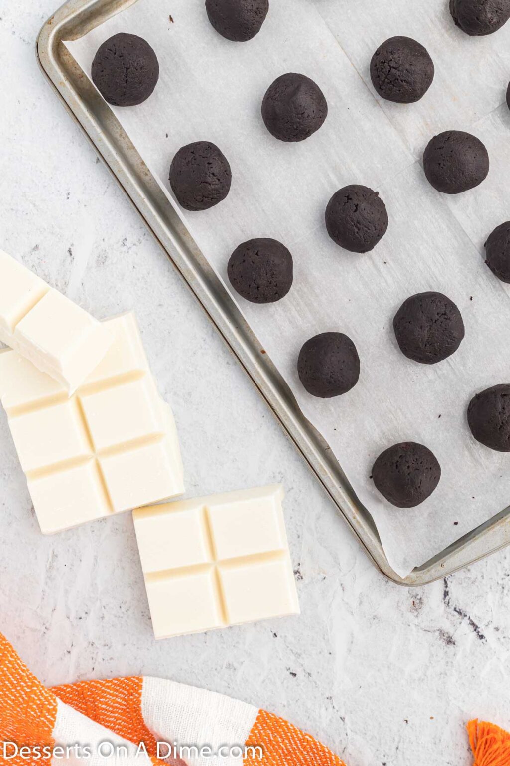 Snowman Oreo Balls - Desserts on a Dime