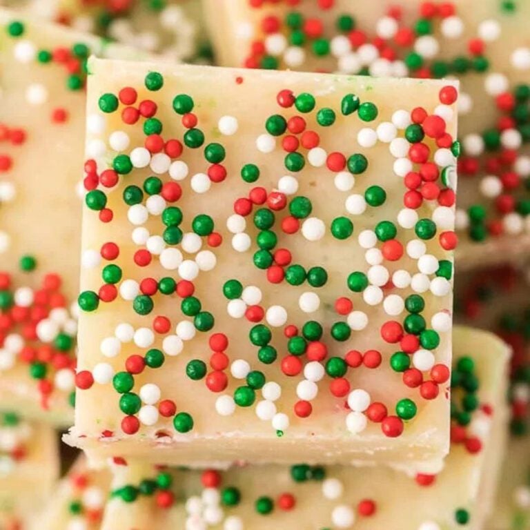 Christmas Fudge Recipes - 53 Fudge Recipes for Christmas