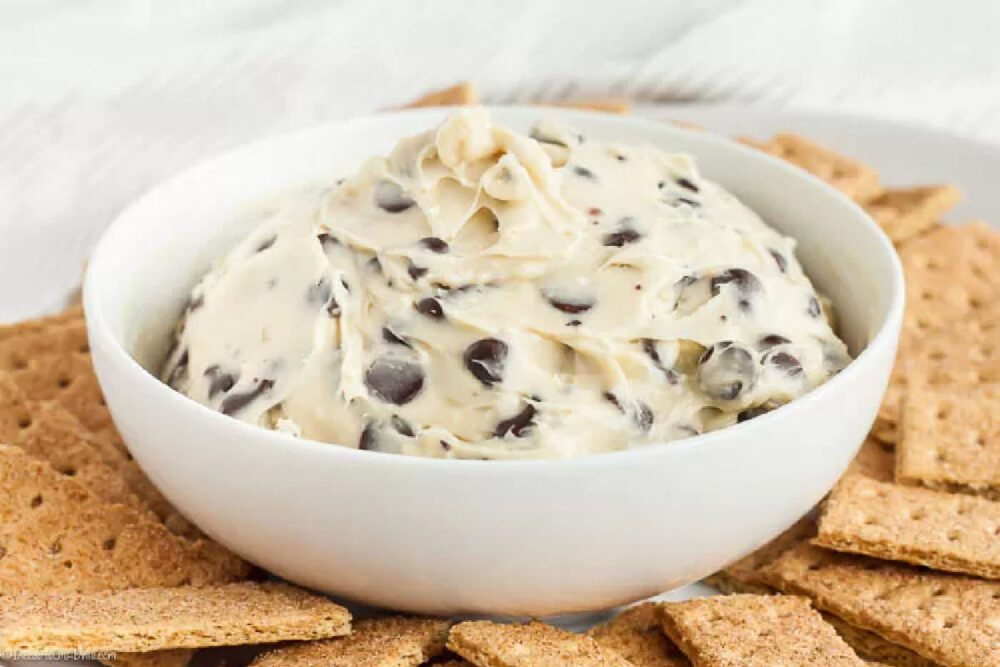 Chocolate Chip Cookie Dough Dip Recipe - Desserts on a Dime