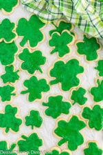 Shamrock Cookies - Desserts on a Dime