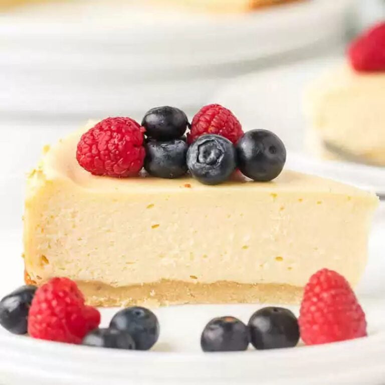 Best Cheesecake Toppings - Desserts on a Dime
