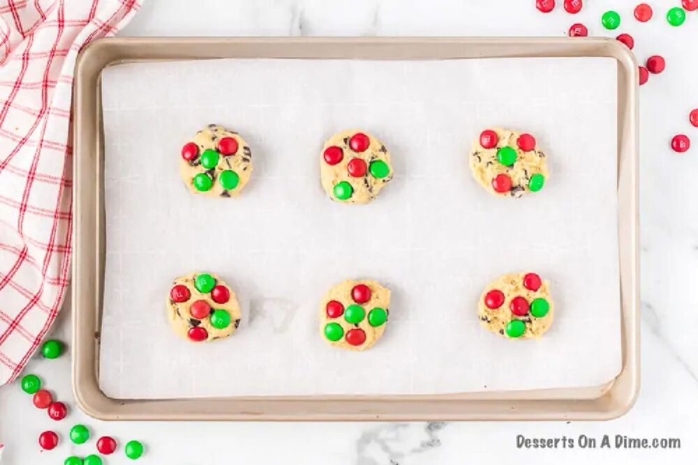 Easy Santa Cookies Recipe, Chocolate Chip M&M Cookies