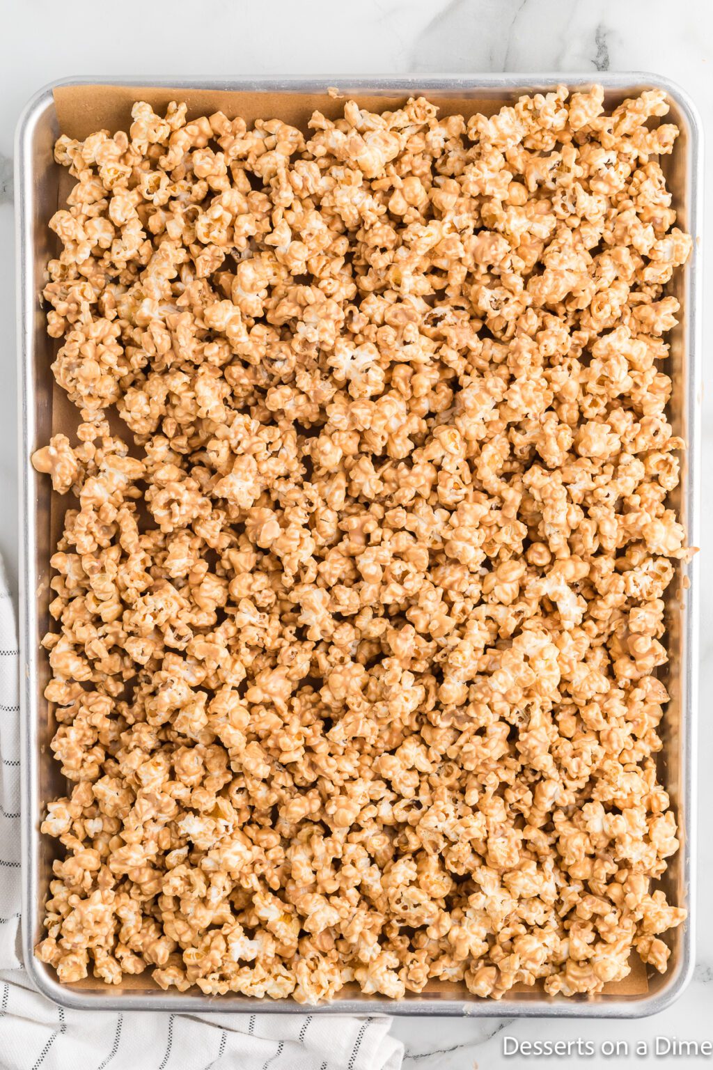 Cookie Butter Popcorn - Desserts on a Dime