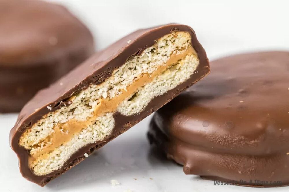 Chocolate Covered Ritz Crackers - Desserts on a Dime