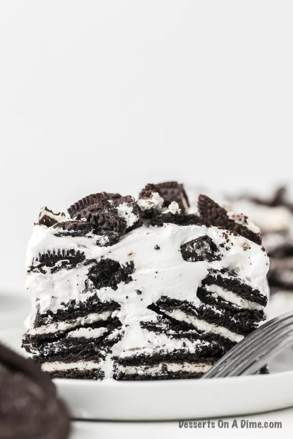Oreo Icebox Cake Recipe - Desserts on a Dime