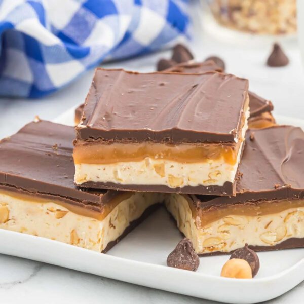 Homemade Snickers - Desserts on a Dime