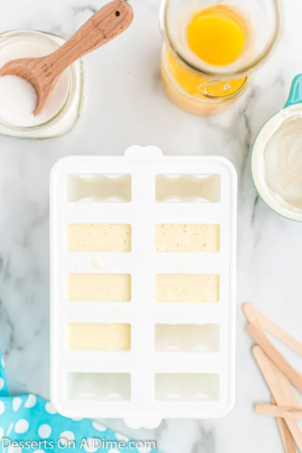Orange Creamsicle Popsicle Recipe - Desserts on a Dime