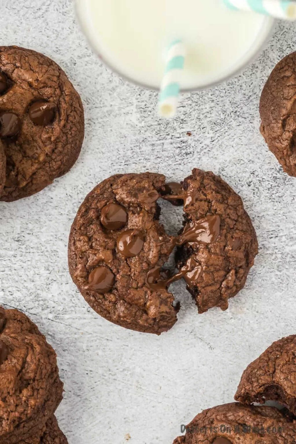Brownie Cookies Recipe - Desserts on a Dime