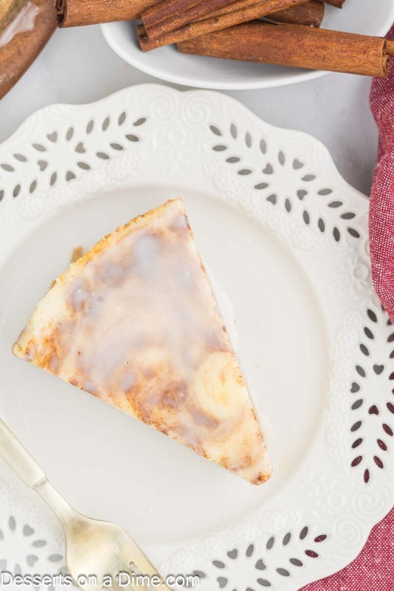 Honey Bun Cheesecake - Desserts on a Dime