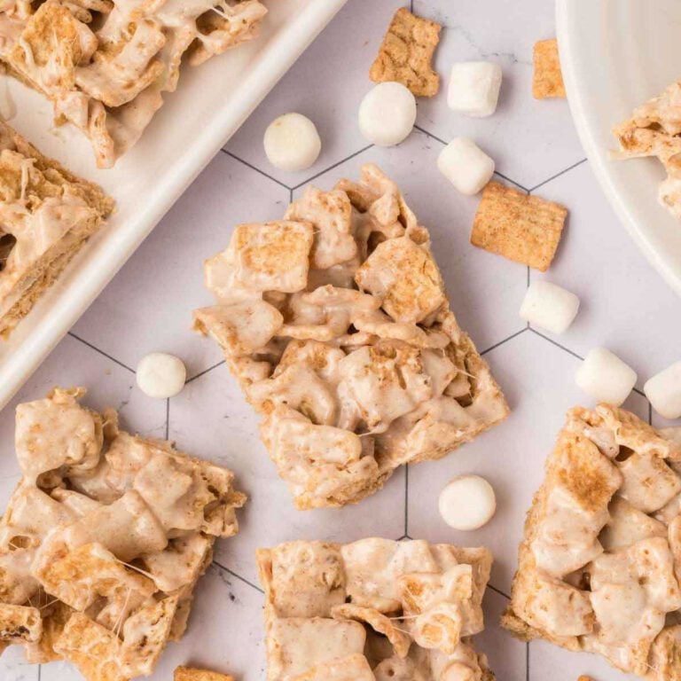 Cinnamon Toast Crunch Bars - Desserts on a Dime